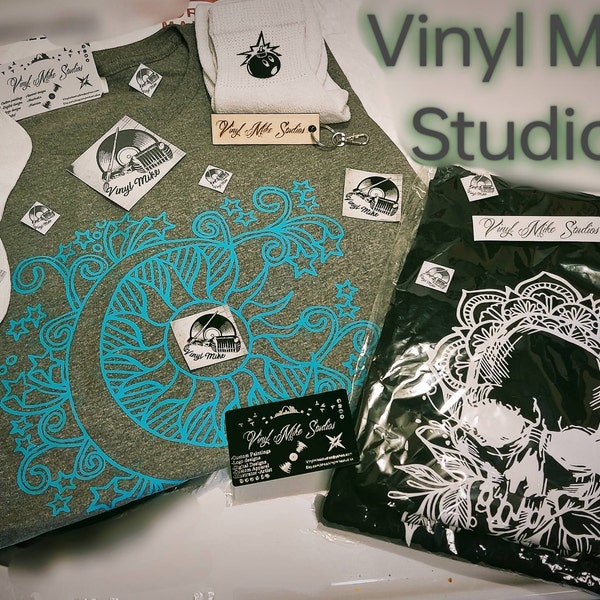 Best Friends Front Graphic Vinyl Mike Design T-shirt - Etsy