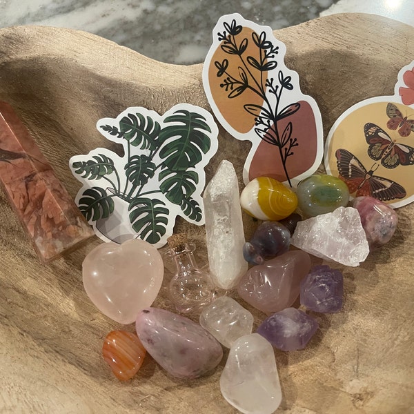 Valentine Love Spell Crystal Scoop, Crystal Confetti Mix, Romance Gift ...