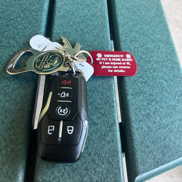 Pet Emergency Keyring Personalised, Engraved, Dog/cat, Animal, Pet Home ...