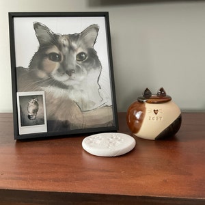 Calico Cat Urn, Spots Cat Urn, Ceramic Urn for Ashes, Pottery Urn for ...