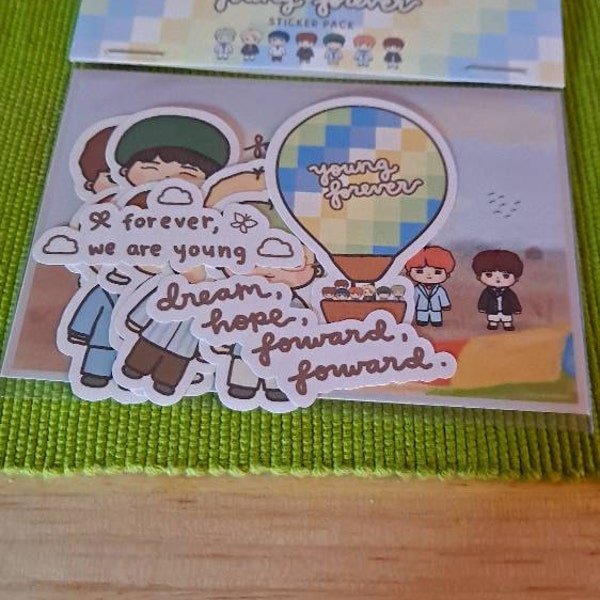 Cute Snacks Mini ID Photo Holder Kawaii KPOP ID Holder Keychain Hot ...