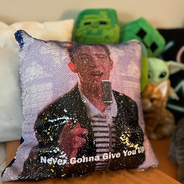 Lin Manuel Miranda Lip Bite Meme Sequin Pillow Cover, Celebrity Sequin ...