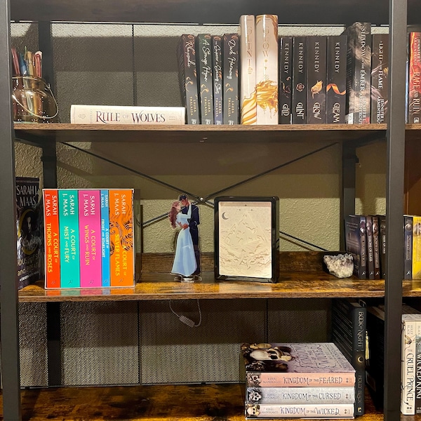 ACOTAR Book Nook - Intricately Detailed Velaris Lightbox - Rhysand and ...