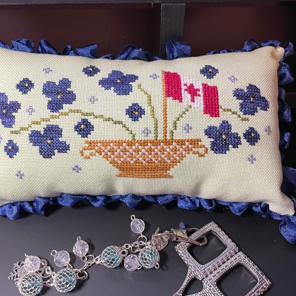 Holy! Holy! Holy! Primitive Cross Stitch Pattern, Nativity Cross Stitch ...