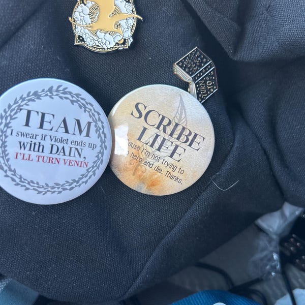 Haunting Adeline Zade Meadows 20oz Seamless Wrap, Run Little Mouse ...