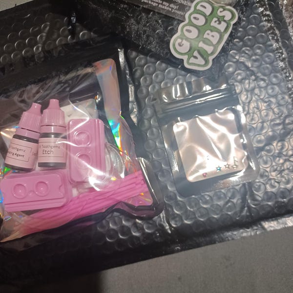 1 Page Tooth Gem Design Inspo Sheet, Tooth Gem, Tooth Gem Mock Up ...