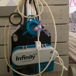Tubie Hang™ G-tube Feeding Pump Hanger Works With Enfit™ Caps - Etsy