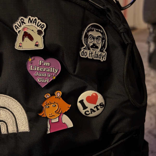 Random Quirky Cute Mixed Pins | 1" Button Pins - Etsy
