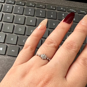 Silver 3 Stones Ring Engagement Ring Oval Cut Ring Simulant - Etsy