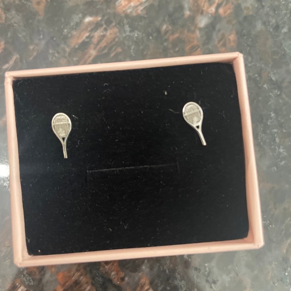 14K Gold Tennis Racket Earrings ,tennis Stud Earrings , Racket Earrings ...