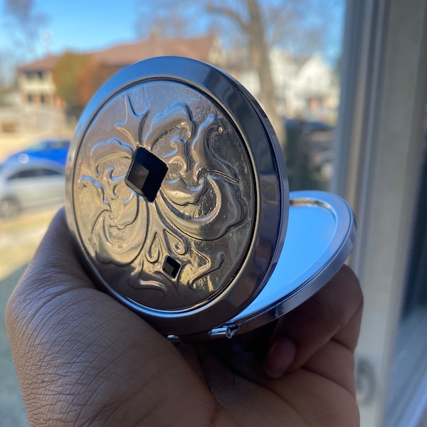 Jeanne Compact Mirror - Etsy