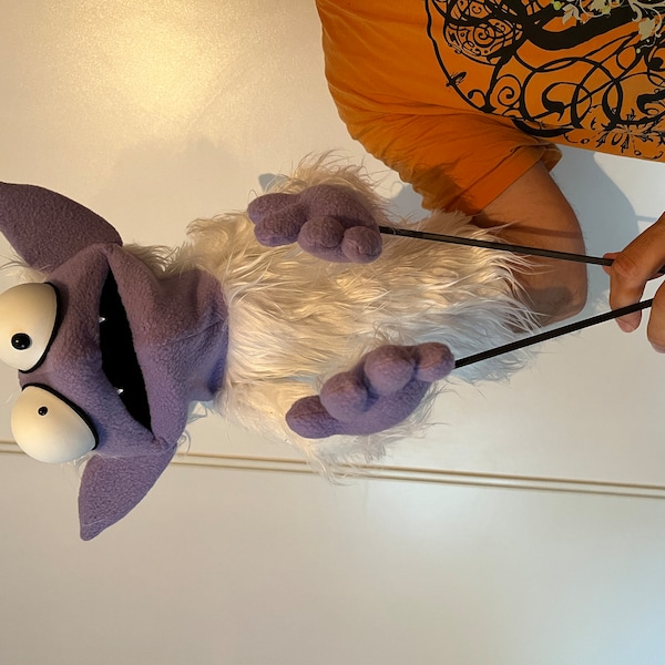 El Soplillo the Monster Puppet - Etsy Canada