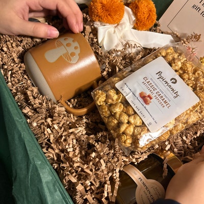 Cozy Autumn Gift Box, Fall Care Package, Pumpkin Lover Gift Set, Fall ...