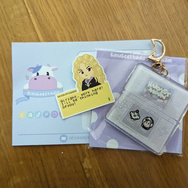 Popuri Keychain - Holographic I Harvest Moon DS - Story of Seasons ...