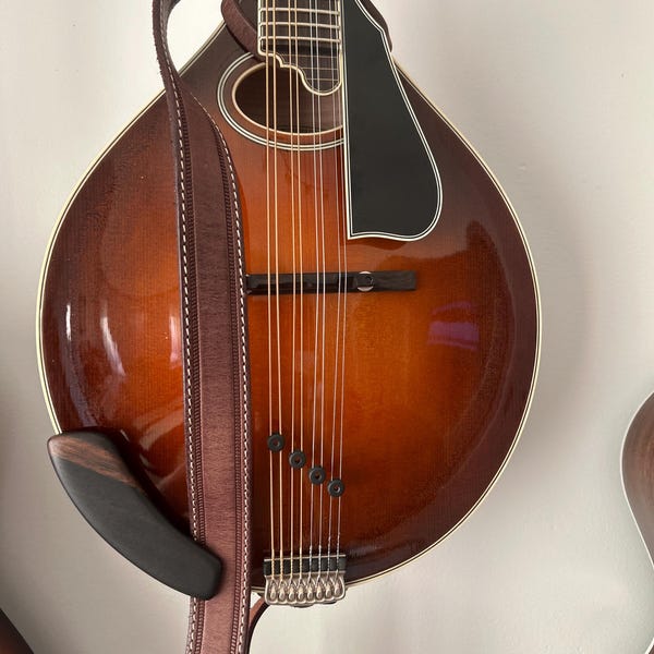 Mandolin Strap Chestnut Brown Leather for A or F Type Mandolins Walker ...