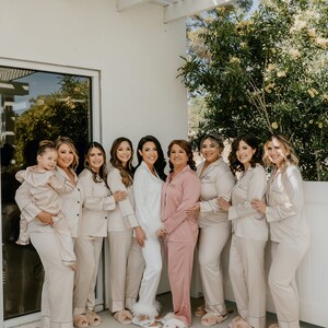 Bridesmaid Robes Triangle Lace Satin Wedding Party Robes | Etsy