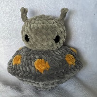 Weebee the Space Invader No Sew Crochet Pattern - Etsy Canada