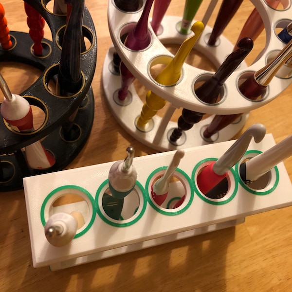 ANGLED Pen Stand Holds 7, 5 and 3 Pens Desktop Pen Holder and Display ...