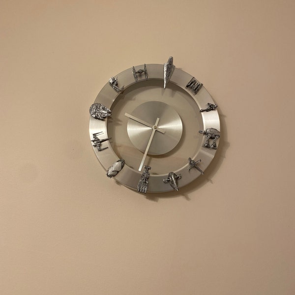 Star Wars Starships and Fighters Clock - Etsy