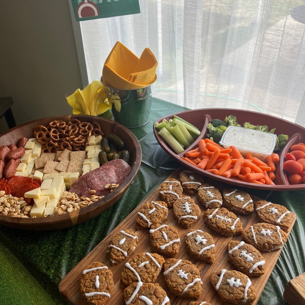 Football - Penalty & Challenge Flags Signs - Football Party,bowl Party ...