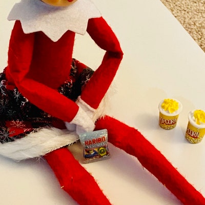 Movie Night Elf Prop Popcorn Elf Accessory Dollhouse Miniature ...