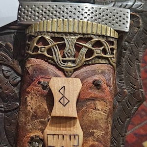 Small Wooden Skull Comb, Beard Comb - Etsy Canada