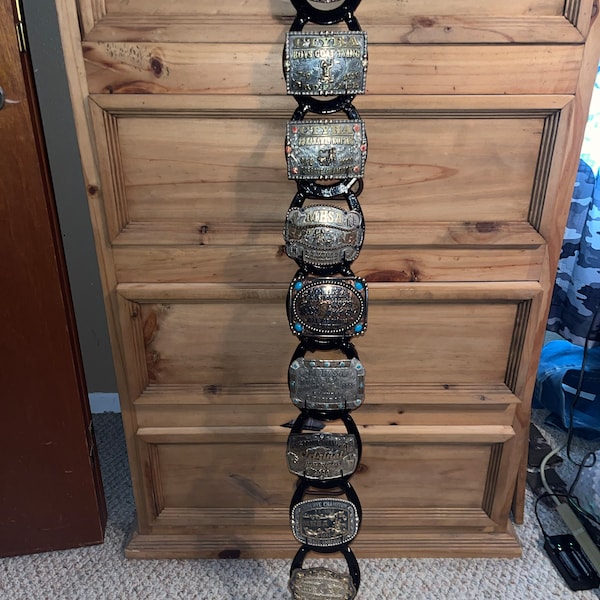 Vertical Belt Buckle Display 3-10 Buckles - Etsy