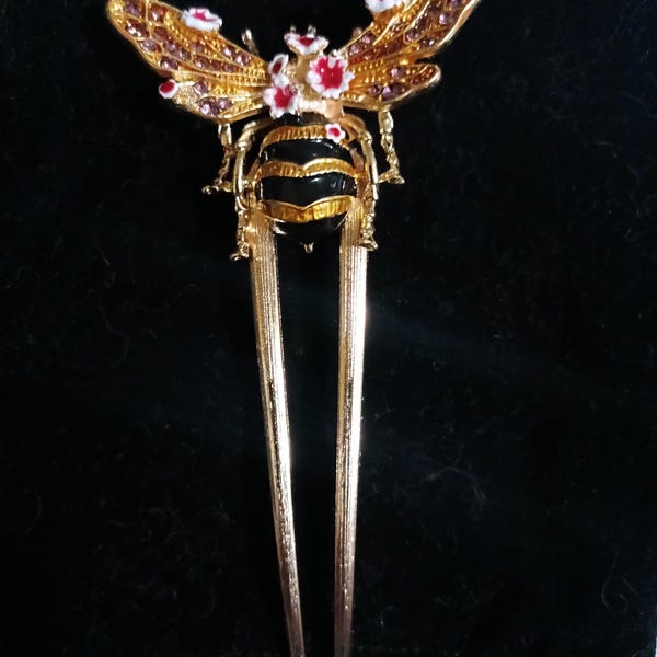 Insect Hair Pins, Insect Jewelry, Cockroach Hair Pins, Fly Hair Pins ...