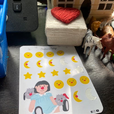 Desktop Pin Display, Cute Unique Pin Board, Badge Display, Enamel Pin ...