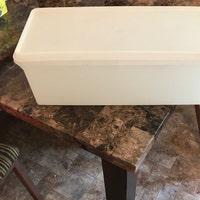 New Tupperware Jumbo Bread Server Keeper Storage Container Berry Lid ...