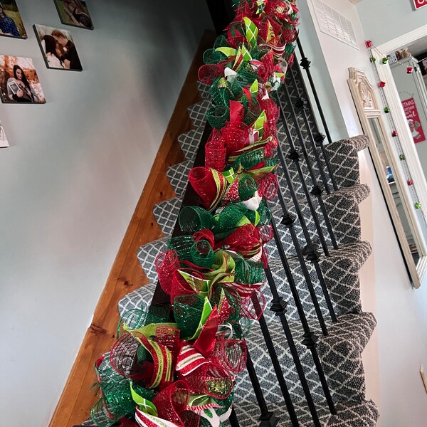 Grinch Themed Christmas Garland, Holiday Garland, Grinch Themed Garland ...