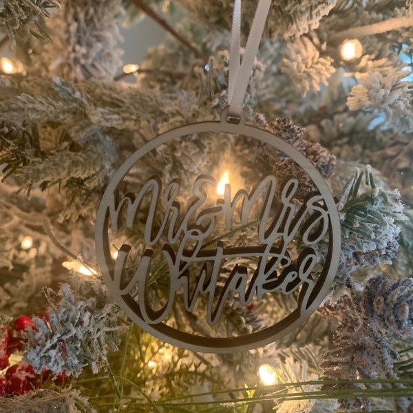 Newlywed Chistmas Ornament, Mr and Mrs Ornament, Newlywed Gift, Couples ...