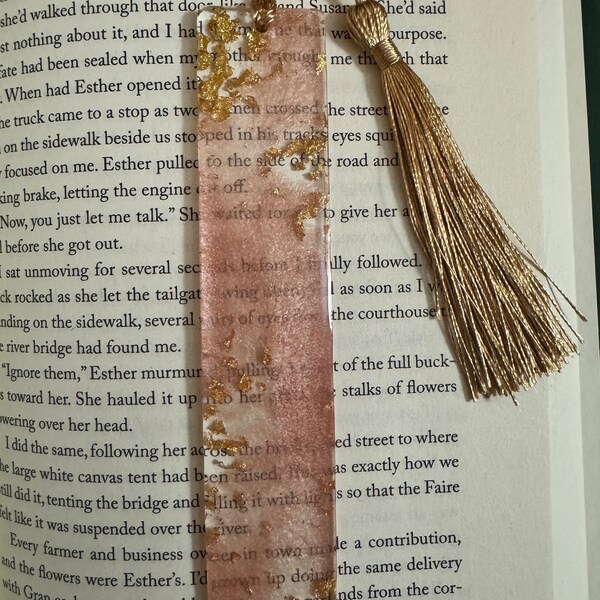 Gold Foil Resin Book Marks Custom Name Bookmarks Geode Gemstone Marbled ...