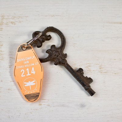 The Dragonfly Inn Gilmore Girls Hotel Room Key Ring - Etsy UK