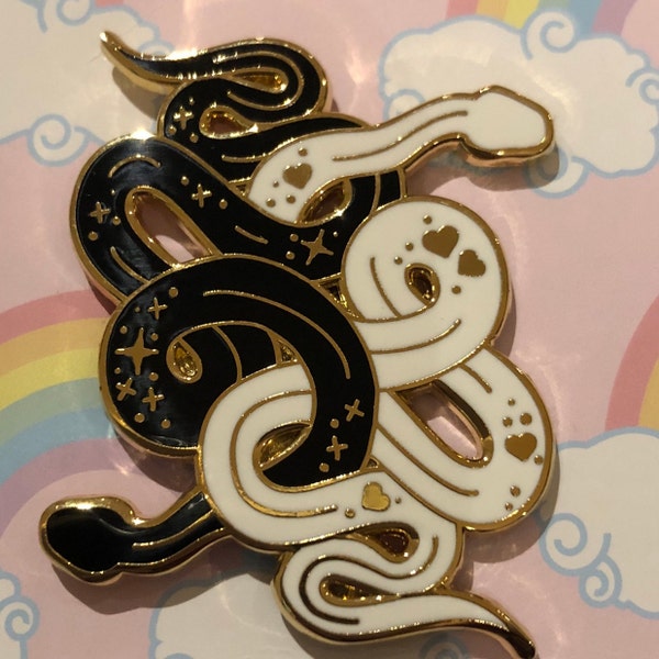 Black and White Snake Enamel Pin Gothic Pin Animal Pin Reptile Pin ...
