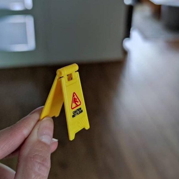 Miniature Warning Sign Mini Floor Caution Sign Yellow Plastic Notice 1/ ...
