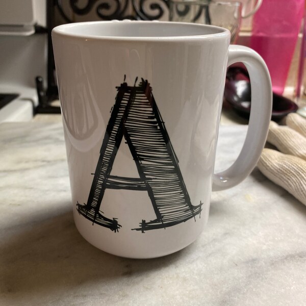 Handwritten Initial Letter Coffee Mug - Personalized Ceramic Mug - Etsy