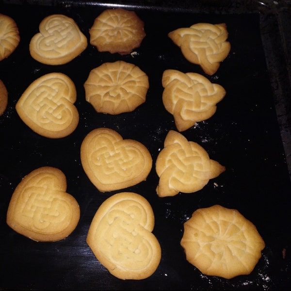 Spider Within Web Cookie Cutter | Spiderweb Halloween Biscuits Cutters ...