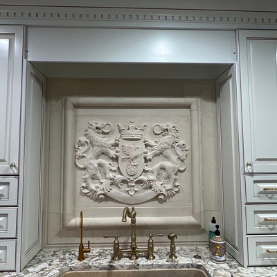 Cast Stone Royal Crest Wall Plaque Decor - Etsy