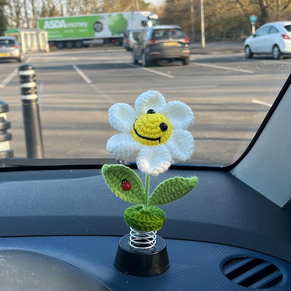 Crochet Fluffy Flower Car Tissue Box, Daisy Flower Car Tissue Holder ...