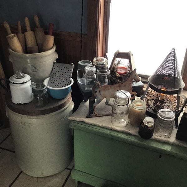 Vintage Brass Compact / Pick a Compact Vintage Makeup Compact Vtg Brass ...