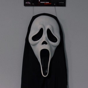 Wicked Wire Special Effects Barbed Wire 12 Foot Halloween Bloody ...