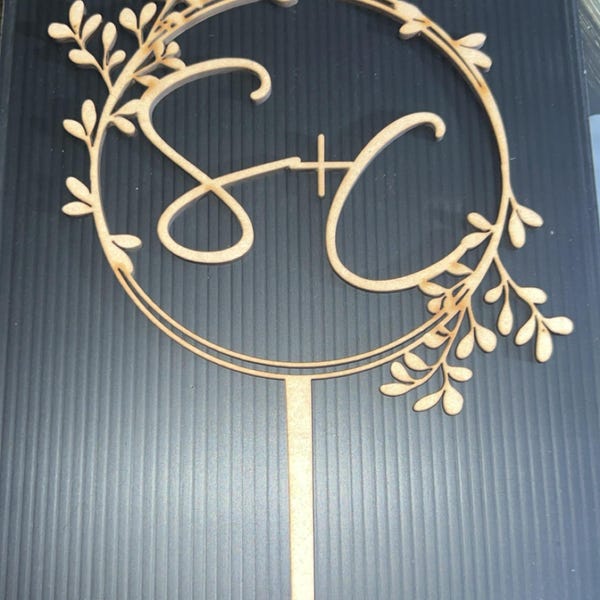 Gold Monogram Wedding Cake Topper, Wreath Initial Cake Topper for ...