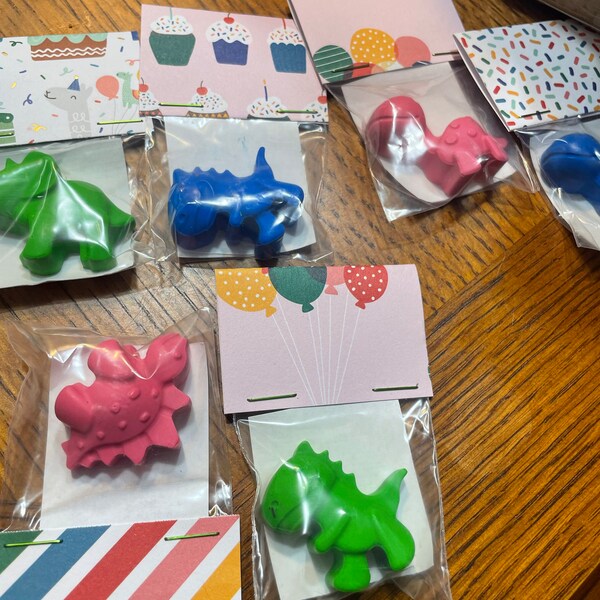 Dinosaur Crayon Birthday Favors - Etsy