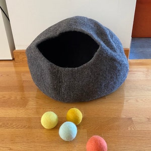 50cm Handmade Wool Cat Cocoon Bed / Cozy Cat Cave House - Etsy