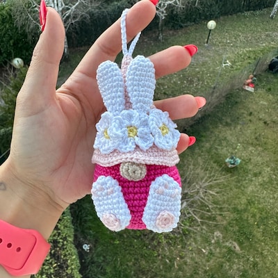 Easter Crochet Pattern Bunny Keychains With Crochet Flowers - Etsy