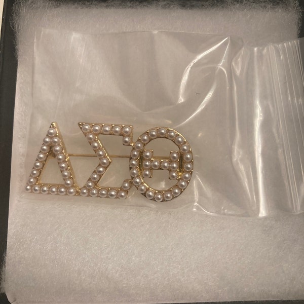 SGRHO Pearl & Crystal 1922 Brooch Pin - Etsy