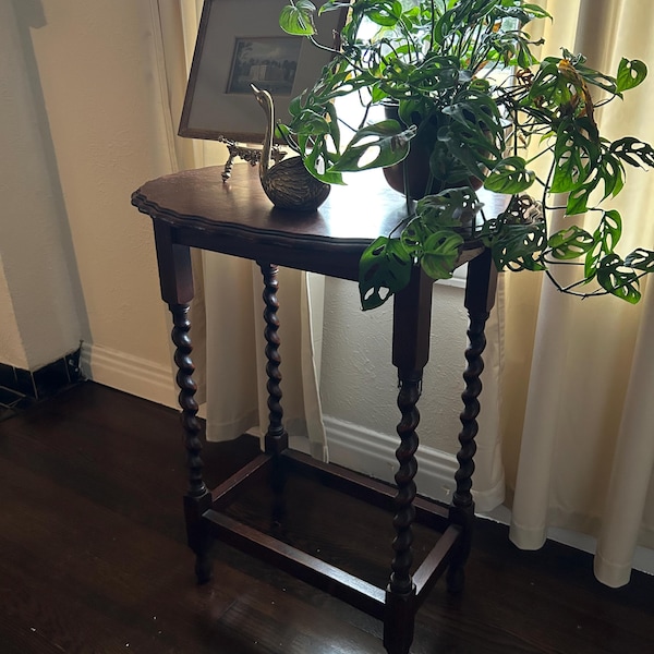 Pair of Vintage Bookends With Military Theme Depicting Cannon and ...