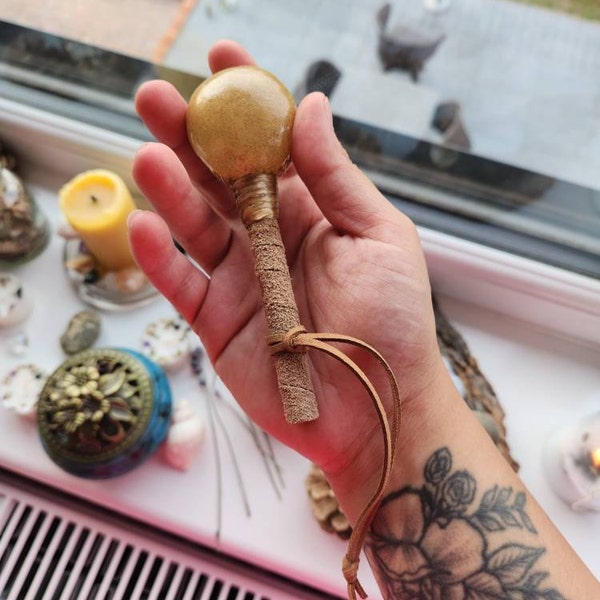 TRADITIONAL PLAINS RATTLE Native American, Music Instrument, Rattle ...