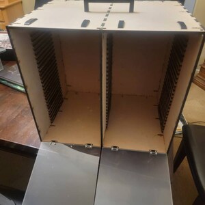 Magcase XL 2.0 MDF Magnetic Carrying Case / Display Case for Miniatures ...